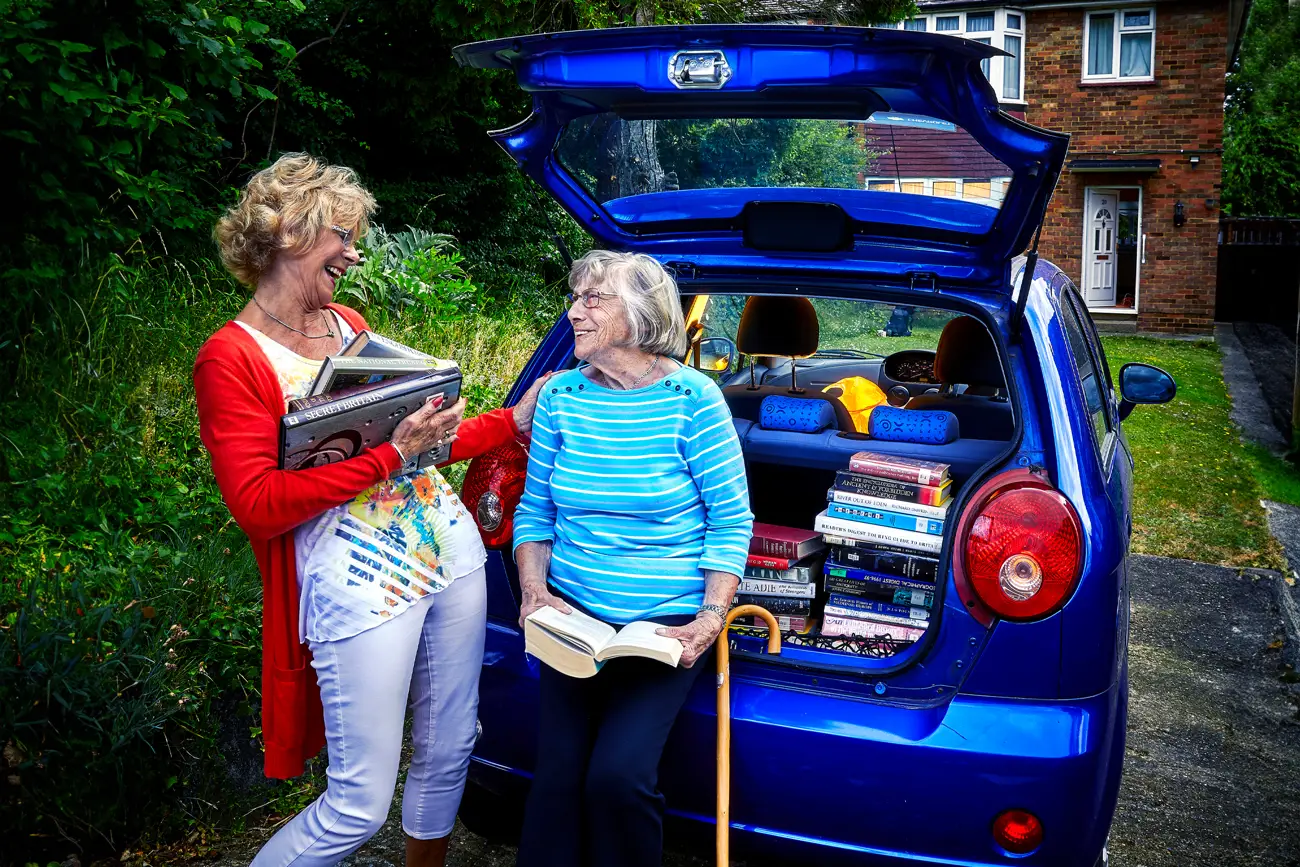 Become a Community Volunteer | Royal Voluntary Service