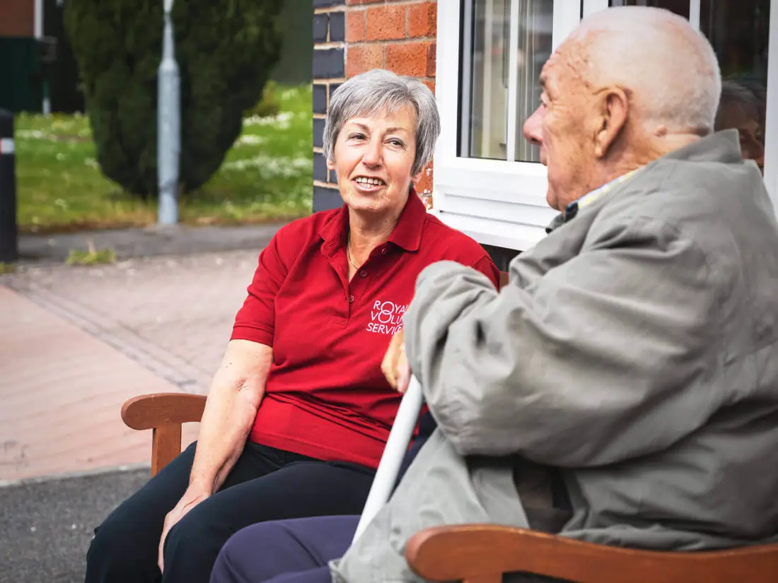 Become a Community Volunteer | Royal Voluntary Service