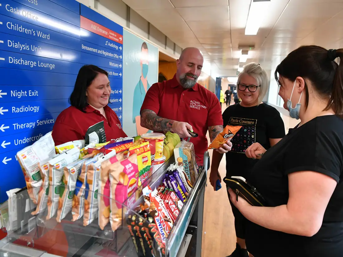 Volunteers needed in Scotland: Make a difference | Royal Voluntary Service